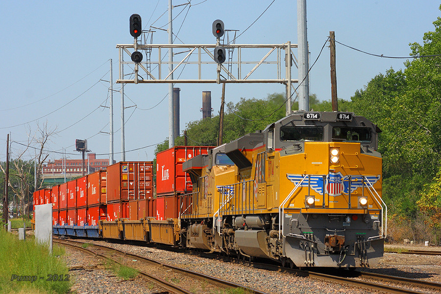 Eastbound UP Intermodal Train